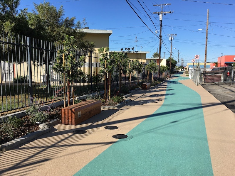 Green Transformation: The Bradley Plaza Green Alley Project ...